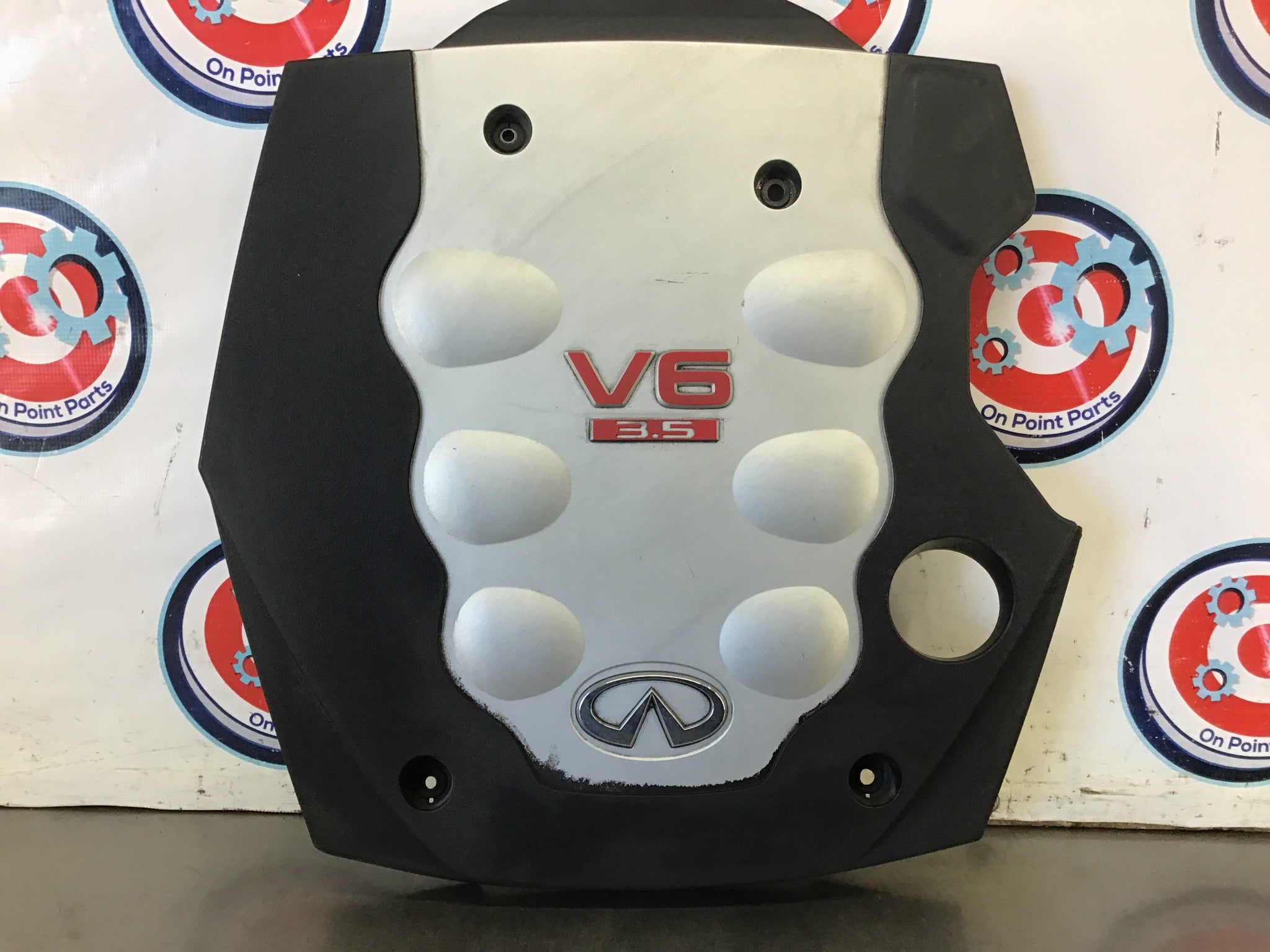 2006 Infiniti G35 Engine Cover OEM 15BB0D2 – On Point Parts Inc